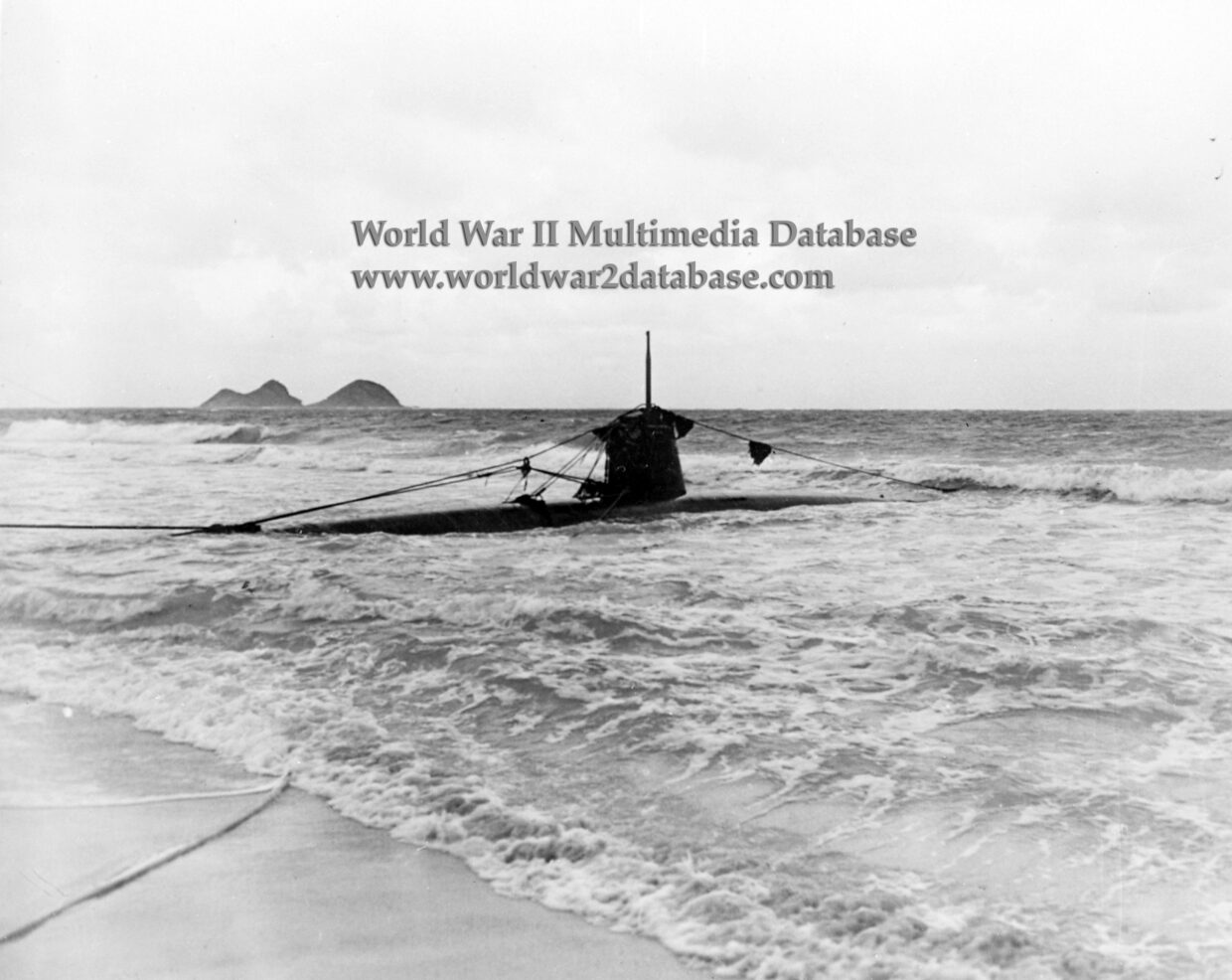 Imperial Japanese Navy Submarine HA-19 Beached at Waimanlo Point – The ...